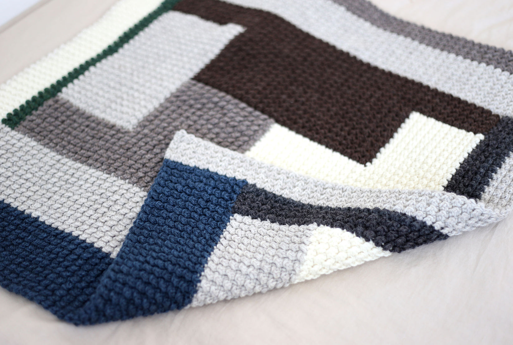 かぎ針編み「シームレスブランケット」編み図 – Ronique Store